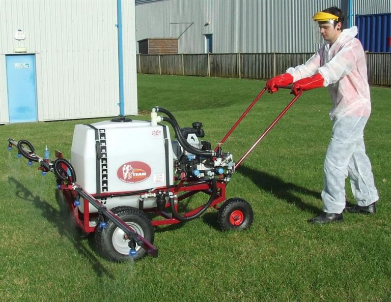 Team Ely Pedestrian sprayer - Kilnwick Sprayers Ltd