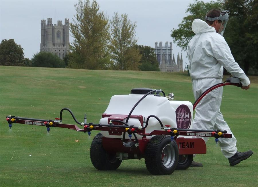 Team Vixen Self propelled Pedestrian sprayer - Kilnwick Sprayers Ltd