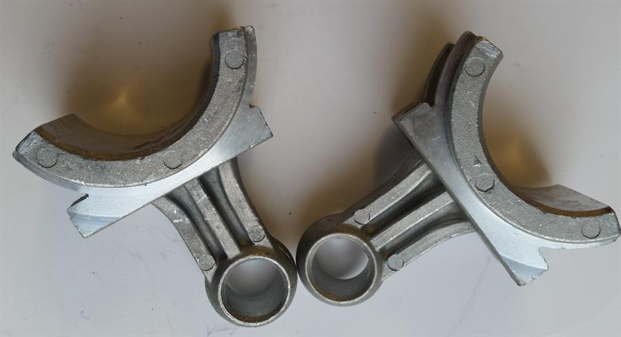 Pair of con rods - Kilnwick Sprayers Ltd